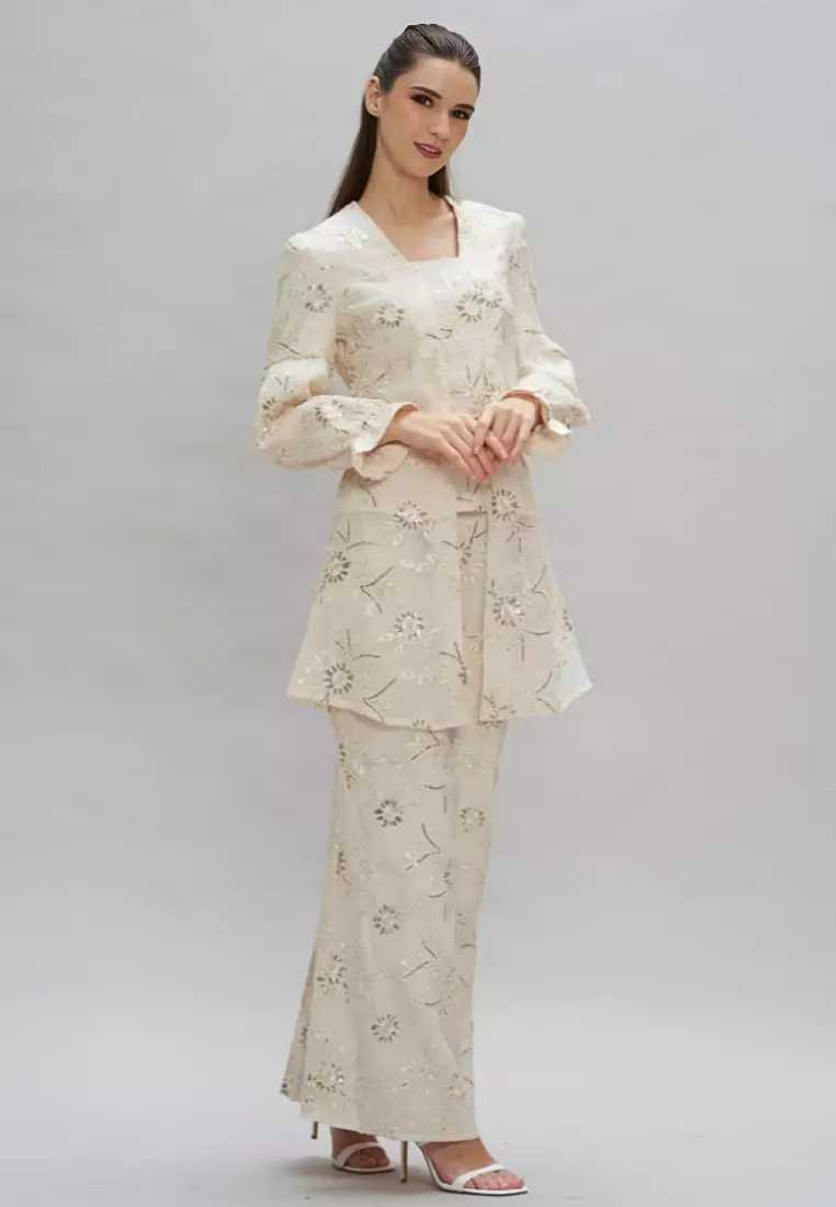 Buy Loveaisyah Brokat Long Kebaya & Brokat Maxi Skirt 2025 Online | ZALORA