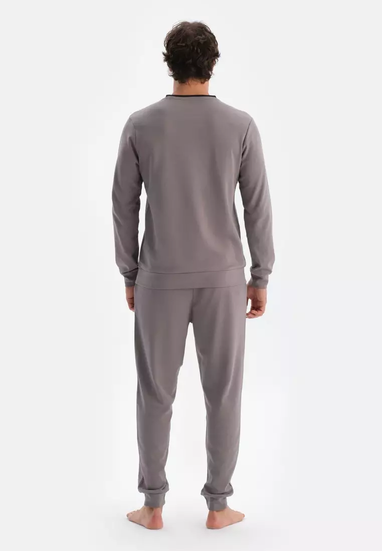 Buy DAGİ Smoke Celliant T-Shirt & Trousers Set, Crew Neck, Regular Fit ...