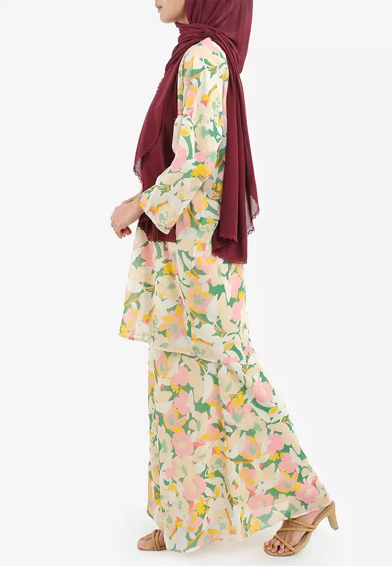 Buy POPLOOK Girang Blouse & Skirt Online | ZALORA Malaysia