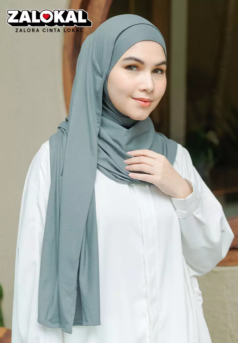 Jual Lozy Hijab Tana Shawl Smoke Grey Original 2024 | ZALORA Indonesia