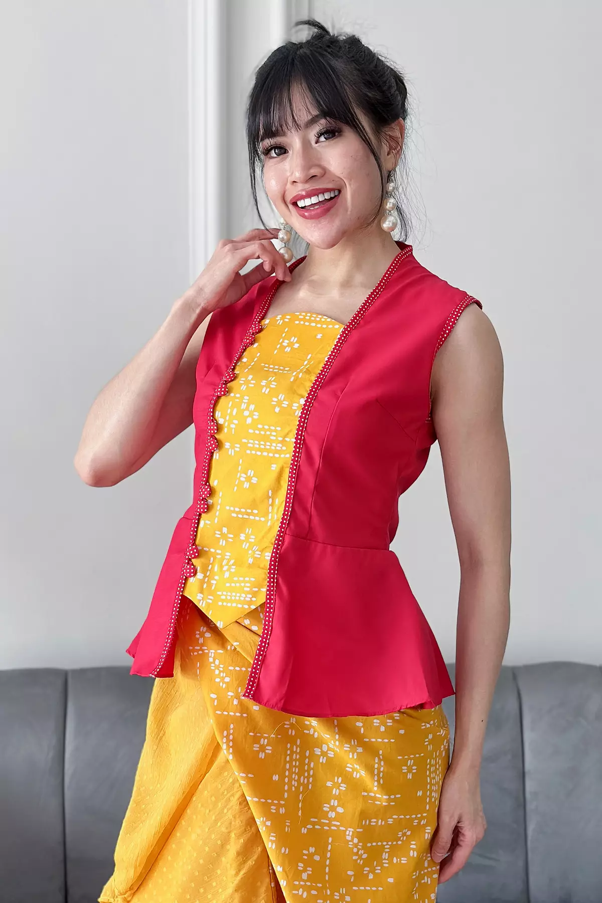 Jual DhieVine Batik Andhika Sashiko Honeycomb Frills Sarong Original ...