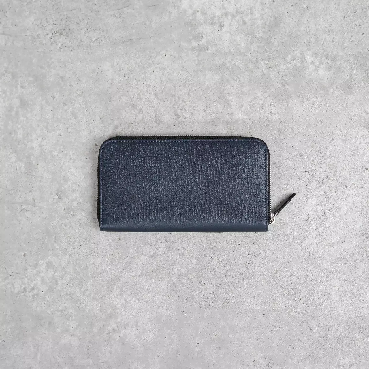 Jual Burberry Dompet BURBERRY TEXT SILVER BLACK ZIP LONG WALLET 100% ...