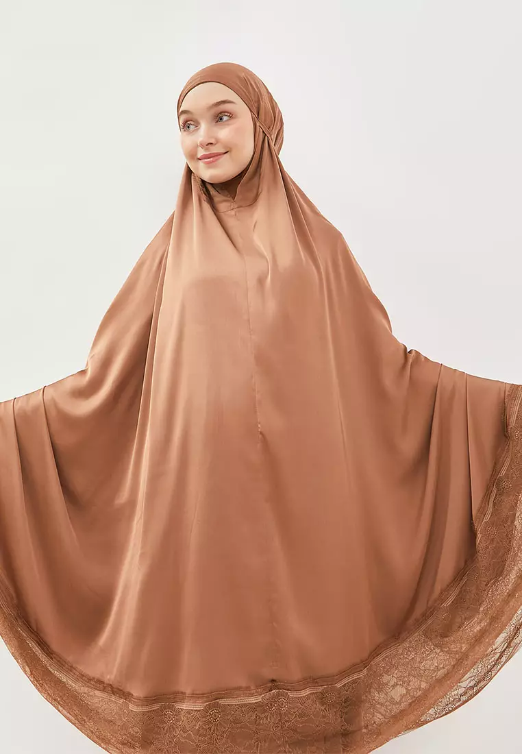 Jual KAMI Kami Sateen Lace Prayer Set Plain Caramel Original 2025 | ZALORA Indonesia