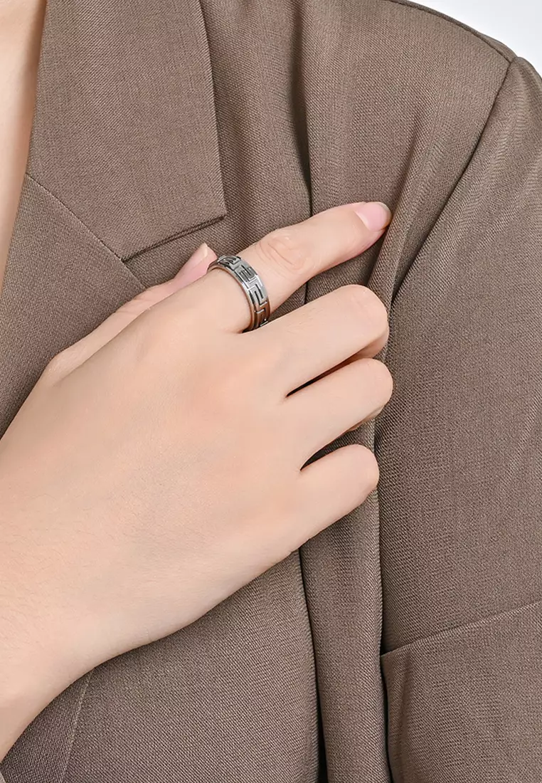 Buy HAPPY FRIDAYS Titanium Steel Rotatable Design Pattern Ring JW QF ...