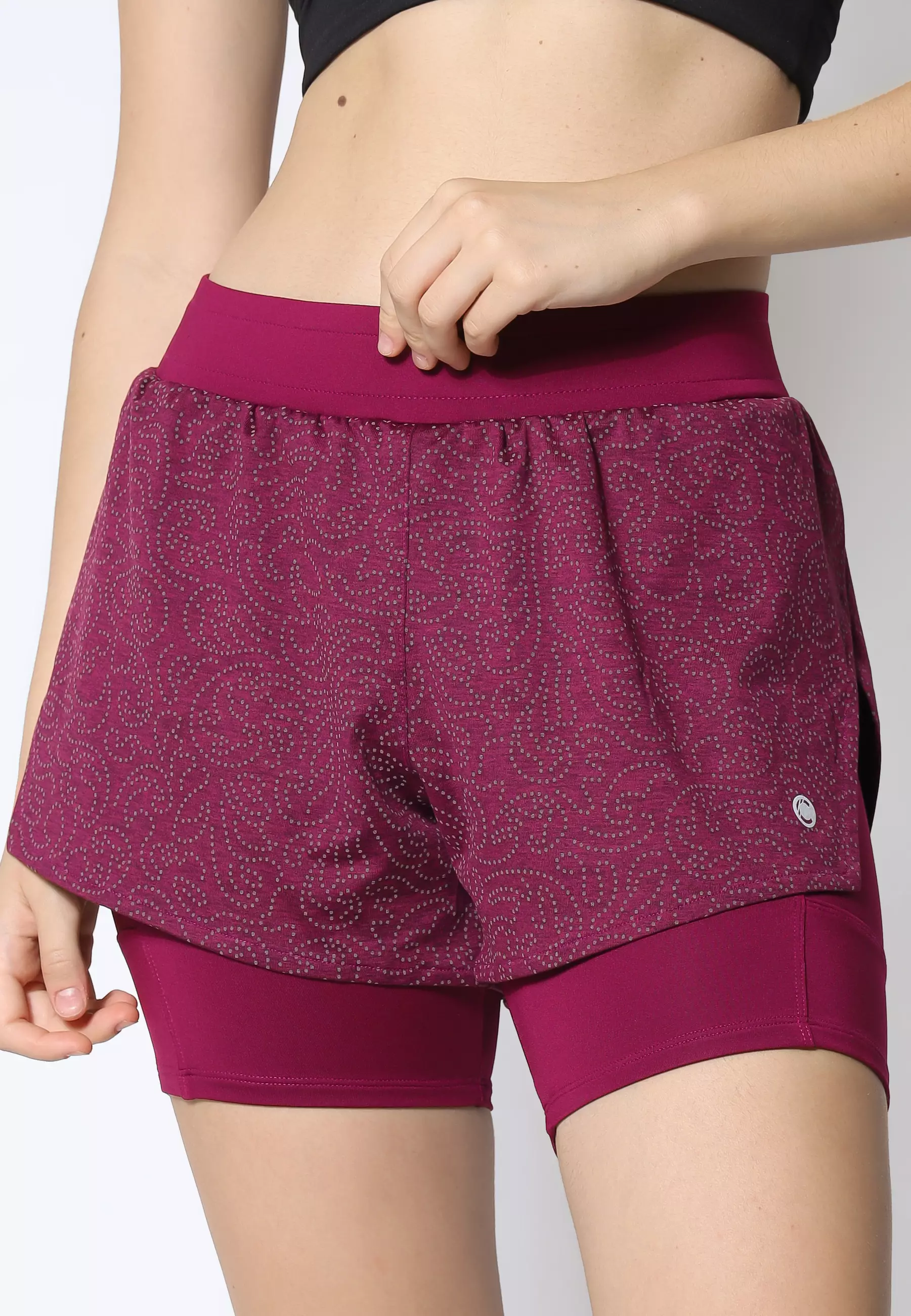 Jual Corenation Active Elise Shorts - Violet Original 2024 | ZALORA ...