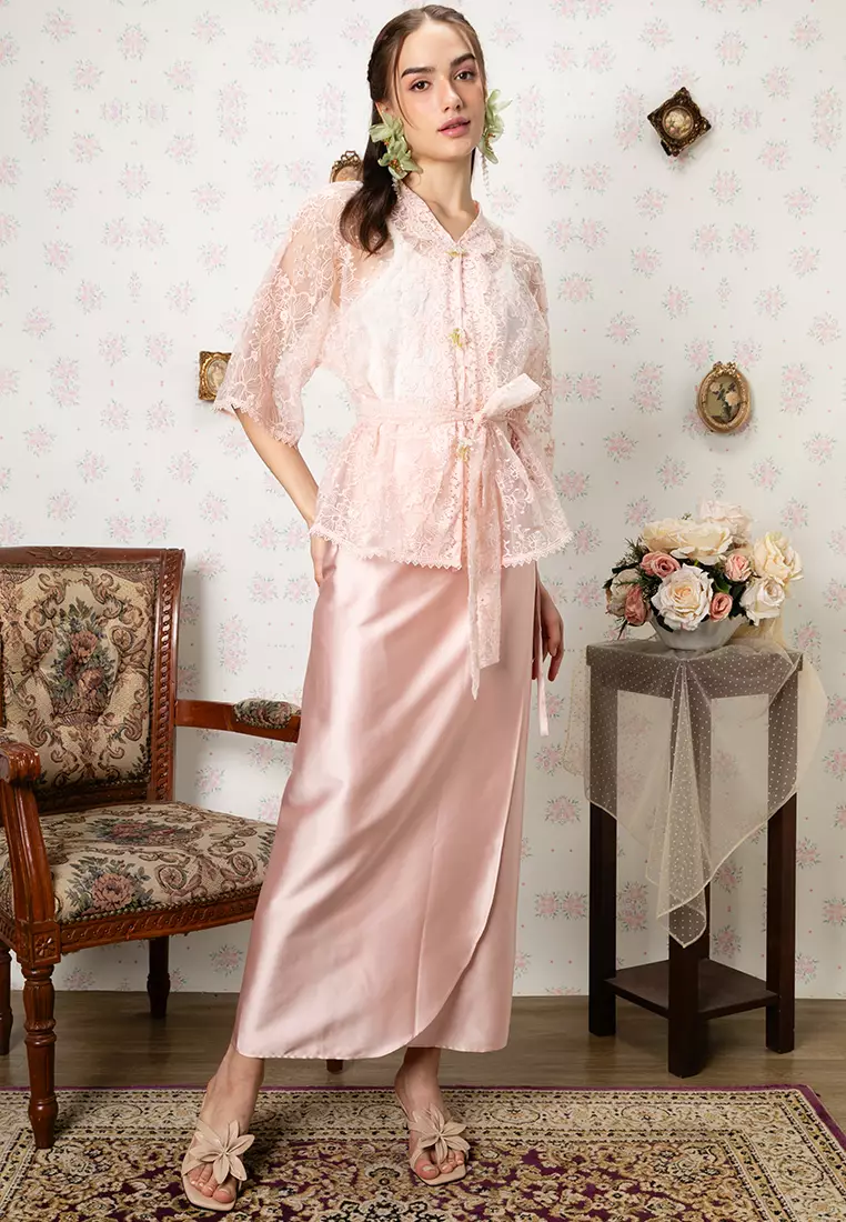 Buy Lubna HANA LACE KEBAYA SET Online | ZALORA Malaysia