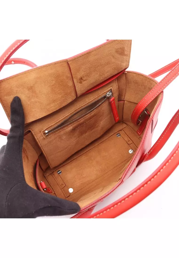 Buy Bottega Veneta Pre-Loved BOTTEGA VENETA mini The Arco Handbag ...