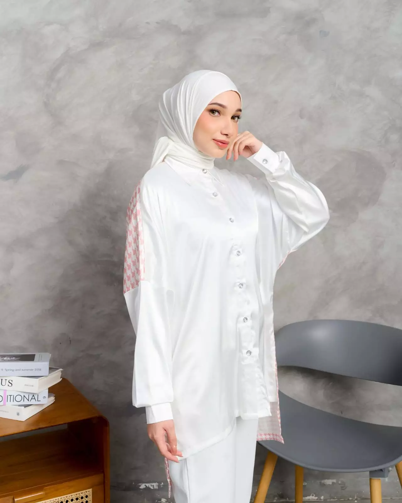 Jual TESTIMO By Sari Batubara Rosalie Shirt White Mint by Testimo bysb ...