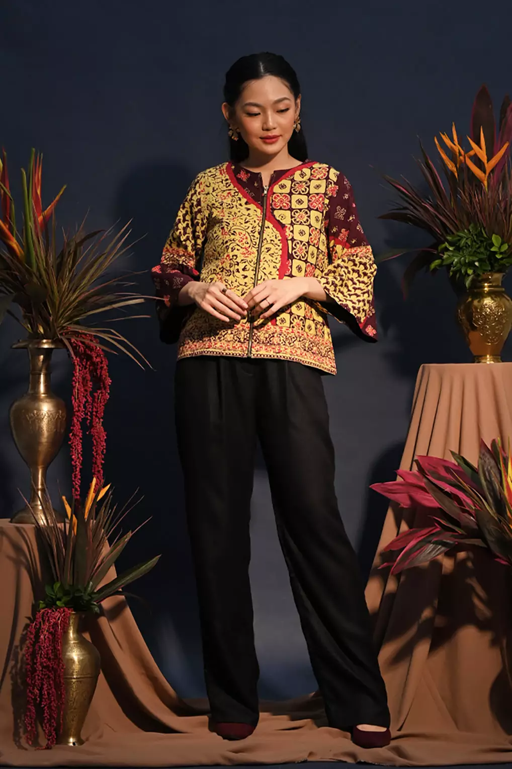 Jual Nona Rara Batik NONA RARA - Vinci Sembagi T3169, Blouse Batik ...