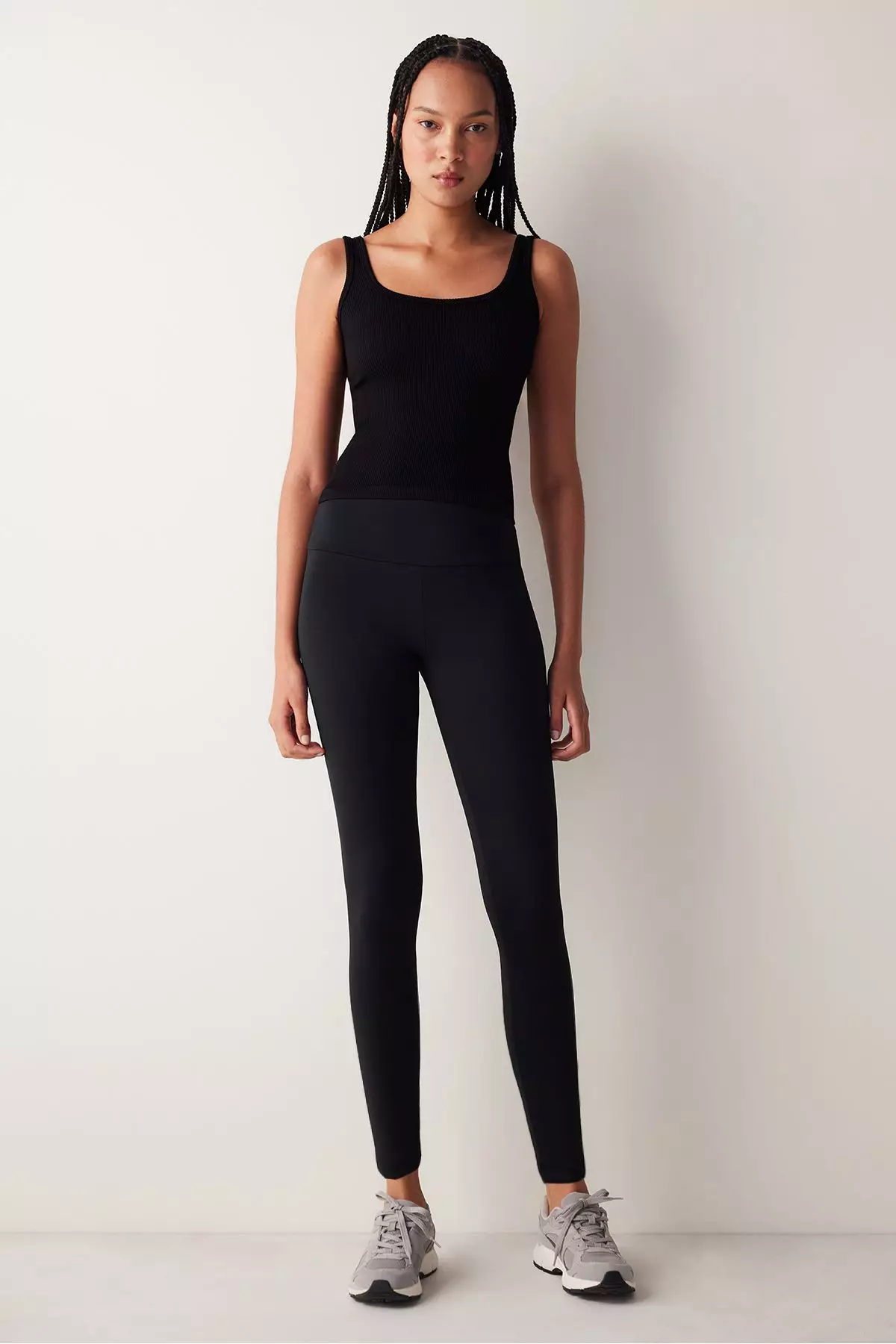 Jual Penti Black Square Neck Seamless Top Original 2025 | ZALORA ...