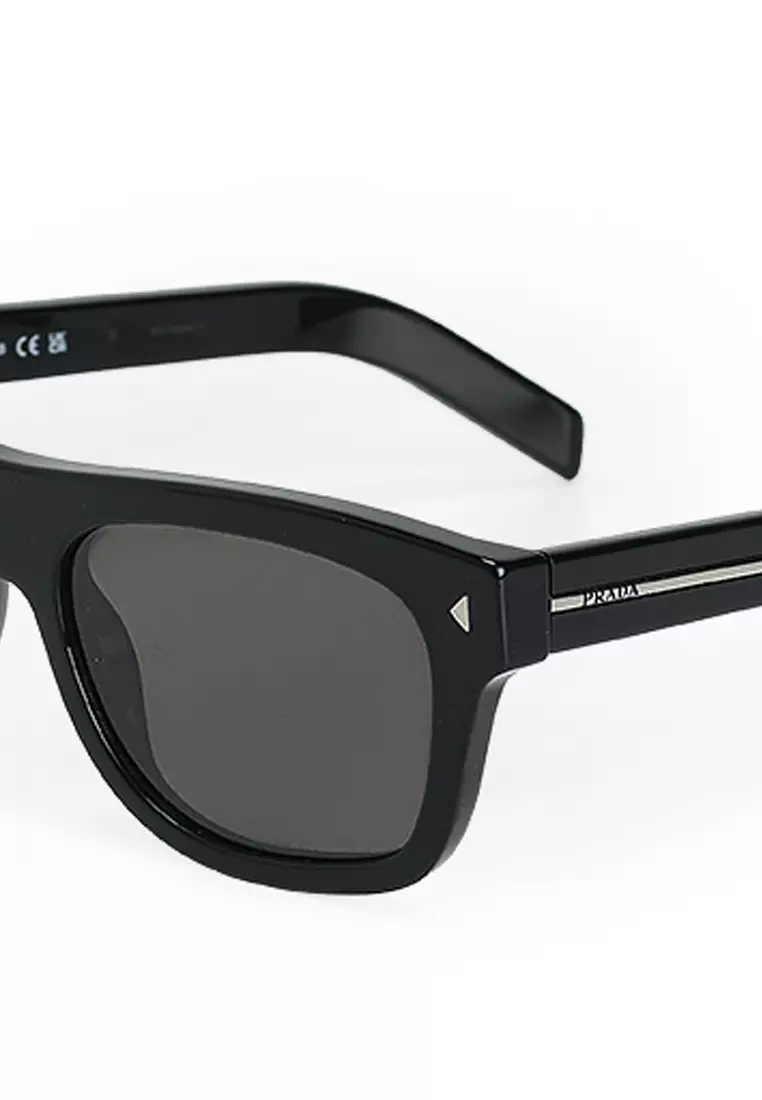 Buy Prada Iconic Metal Plaque Sunglasses (nt) 2025 Online | ZALORA