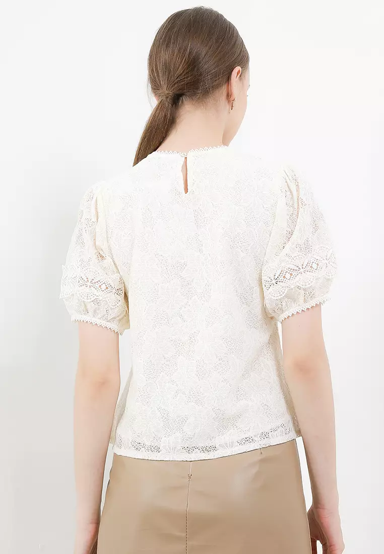 Jual Icons Puff Sleeves Lace Blouse Original 2024 | ZALORA Indonesia