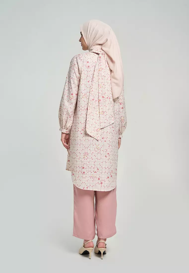 Jual KAMI Kami Qara Bishop Sleeve Tunic Cream Blush Original 2025 ...