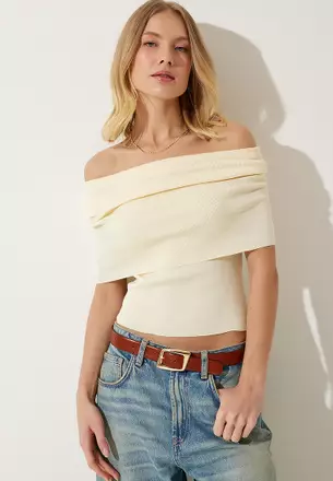Belanja Baju Off Shoulder Online | ZALORA Indonesia