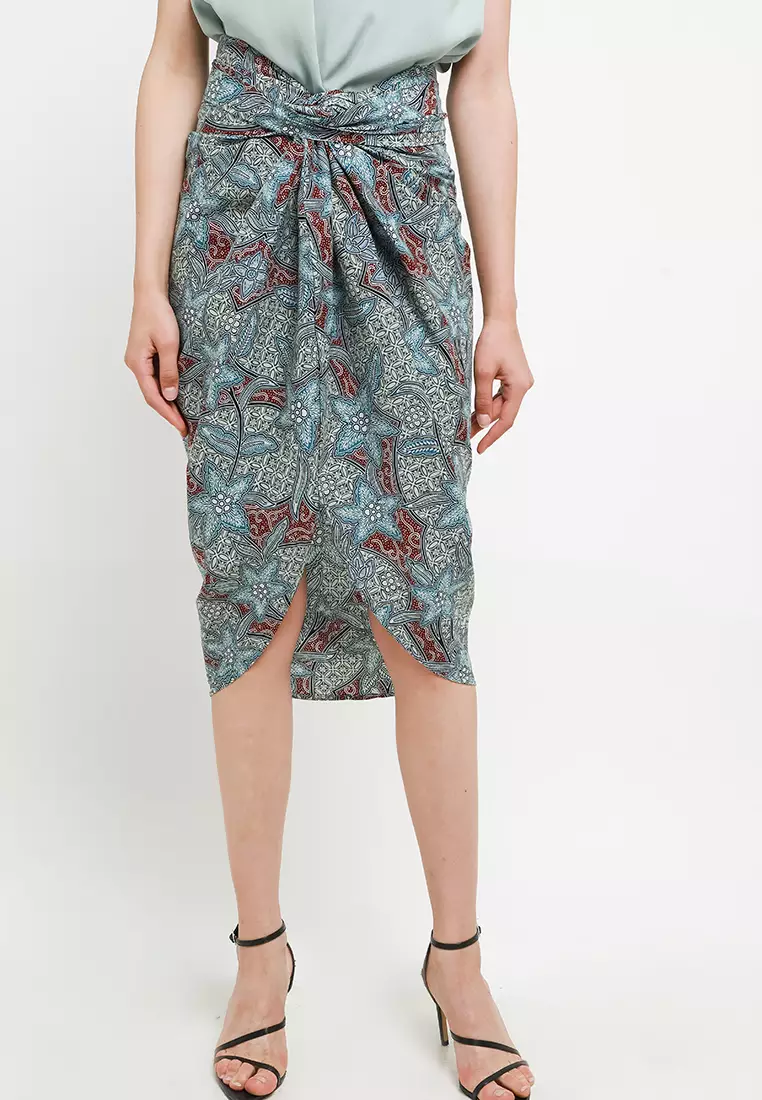 Jual Rianty Batik Rok Lilit Gavine Original 2024 | ZALORA Indonesia