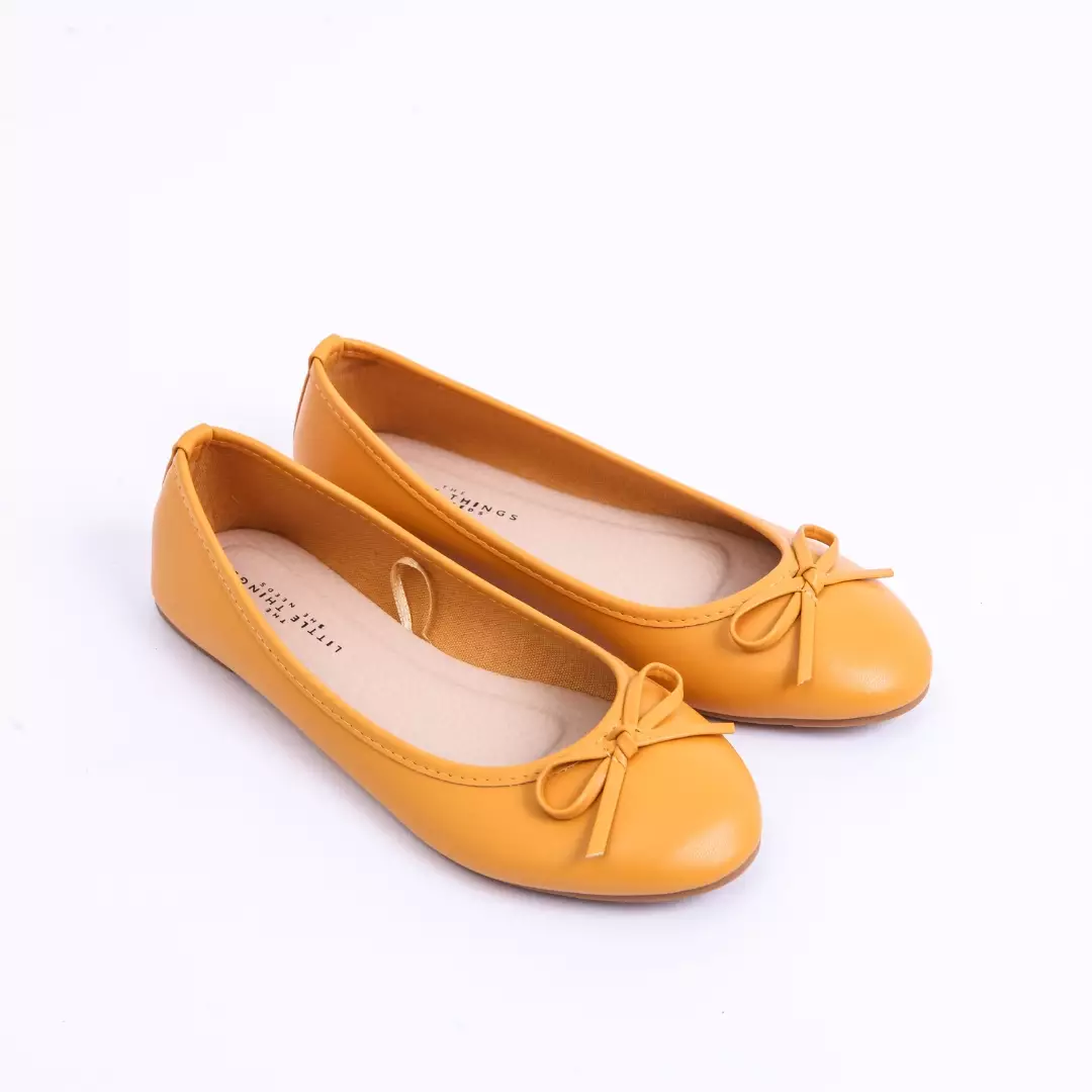 Jual Sepatu The Little Things She Needs Original April 2024 | ZALORA ...