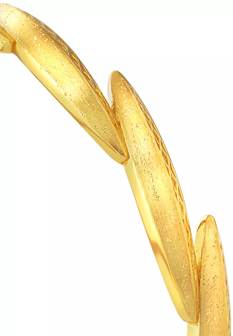Buy TOMEI TOMEI Sri Puteri, The Anyaman Series Bangle, Yellow Gold 916 ...