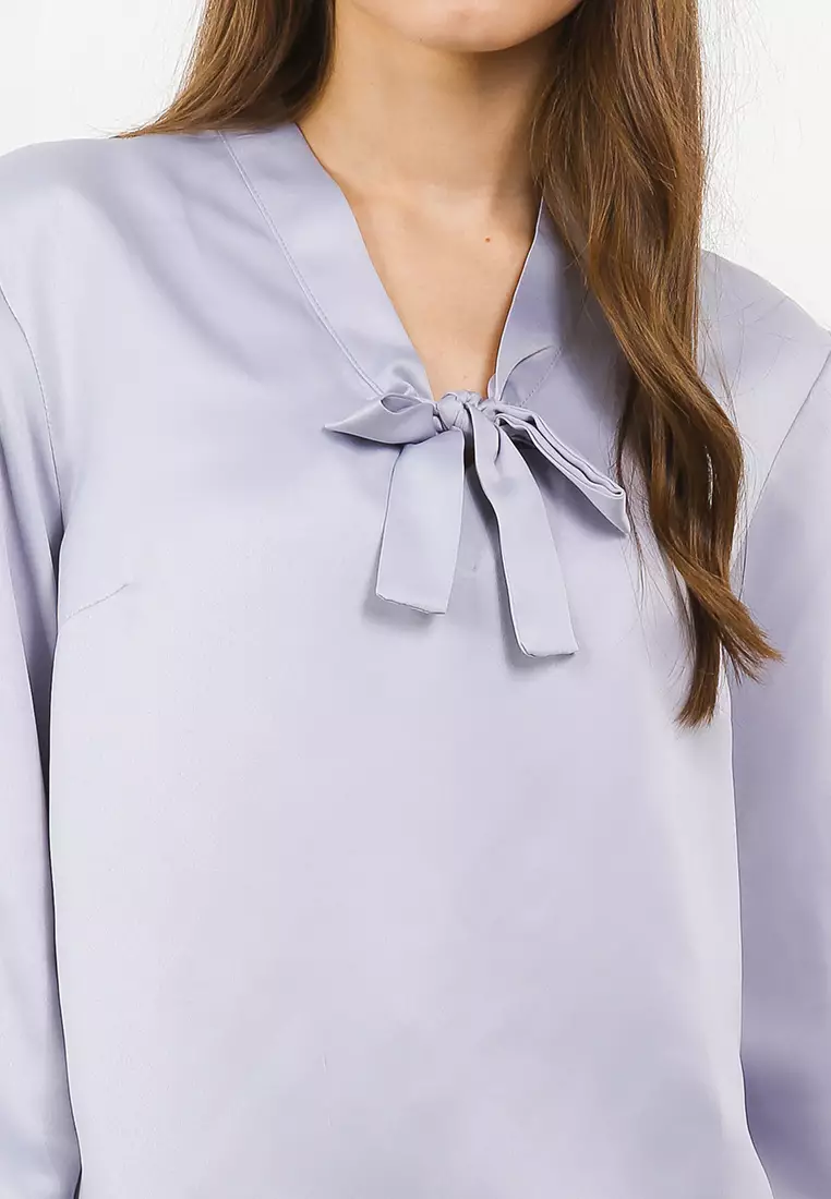 Jual LLACES Ribbon Neck Tie Blouse Original 2025 | ZALORA Indonesia