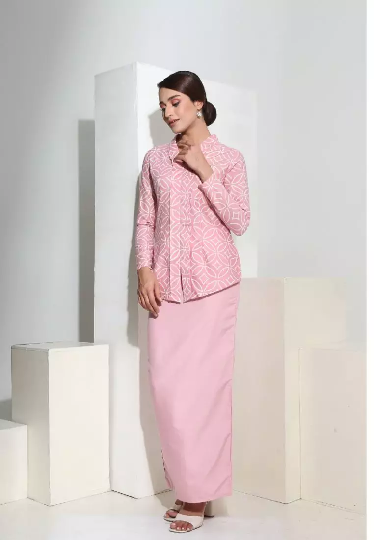 Buy Amar Amran Kebaya Midi Batik Moden Online | ZALORA Malaysia