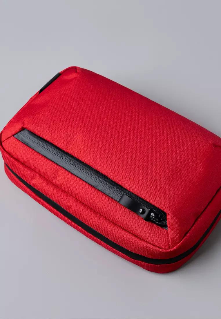 Jual Alpaka Alpaka Elements Tech Case V2 - EPLX Red Original 2025 | ZALORA Indonesia