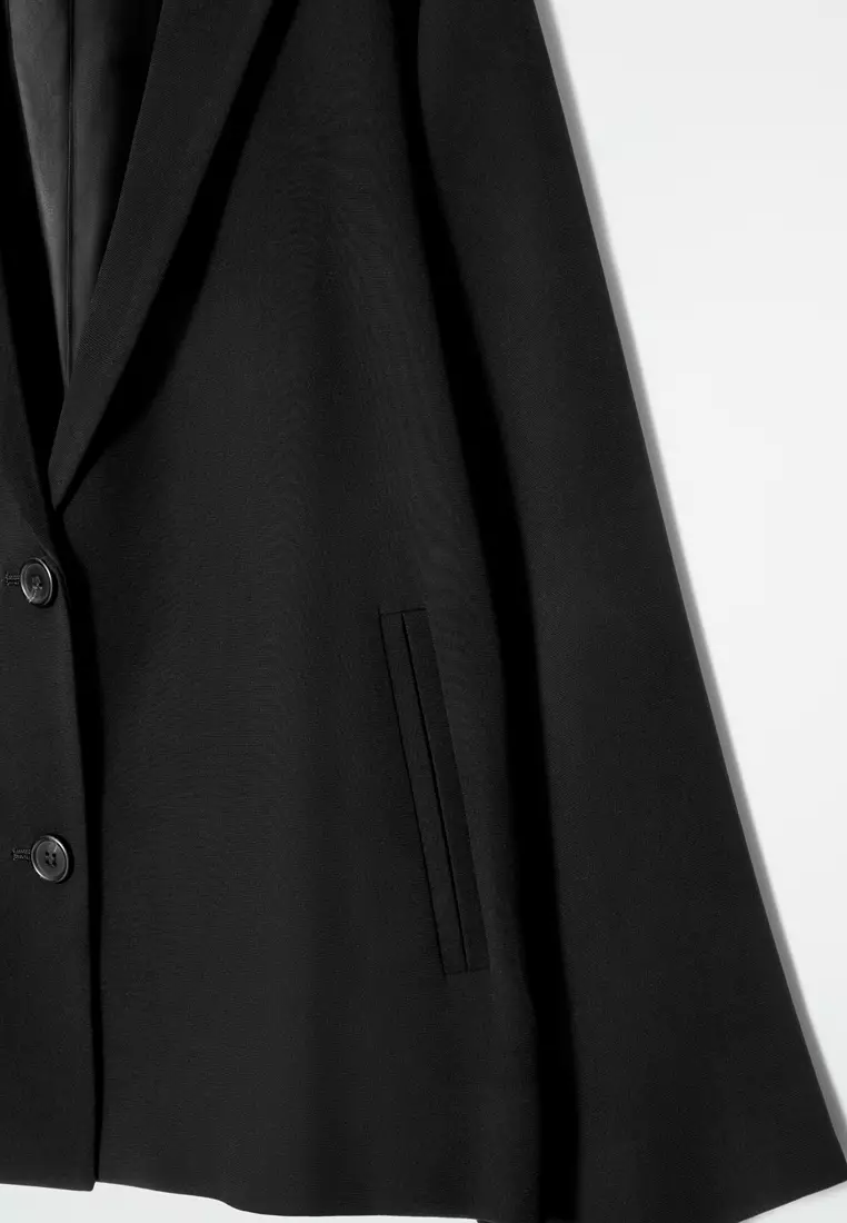 Buy COS Oversized Fluid Single-Breasted Blazer 2025 Online | ZALORA Philippines