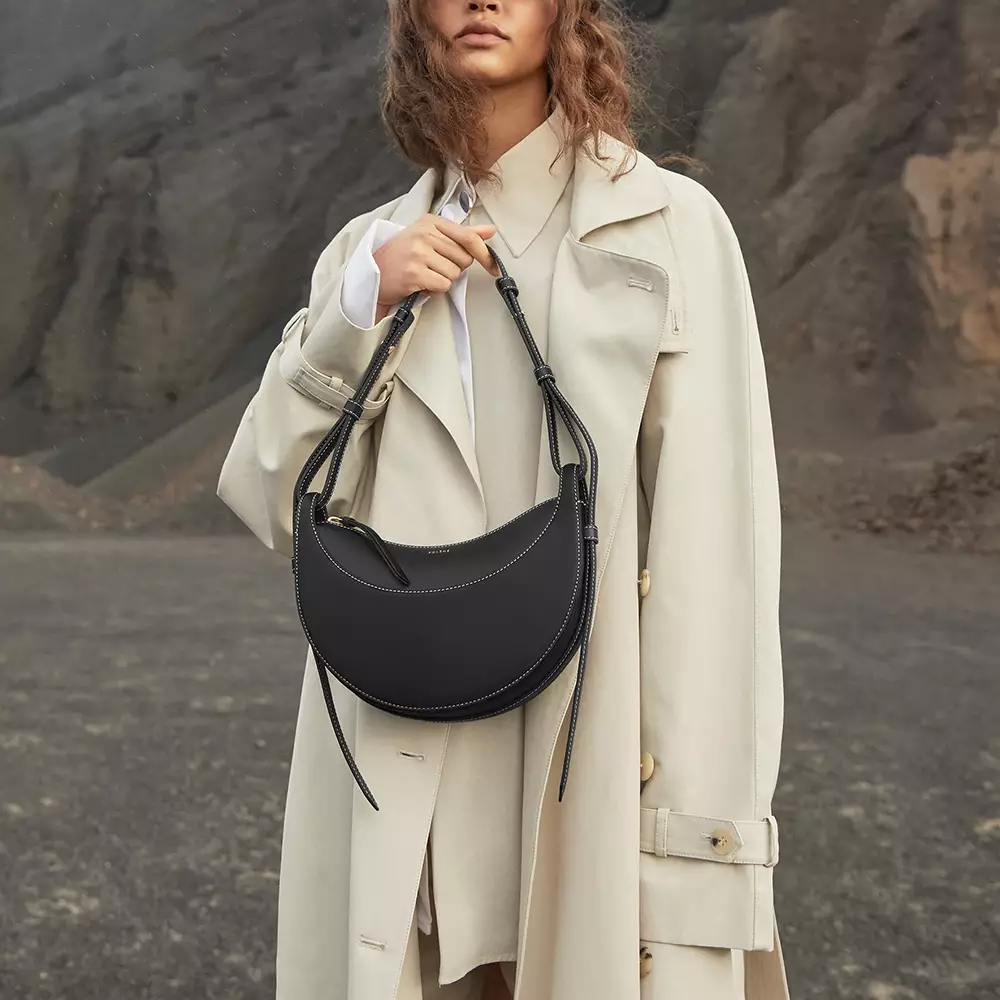 Jual Polene Numero Dix Half Moon Crossbody Bag Smooth Black Ghw Original 2025 | ZALORA Indonesia