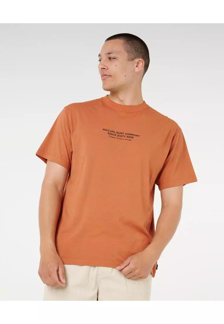 Buy Rip Curl Men Mod Cali Medallion Tee 0WHMTE-RED ROCK 2025 Online ...