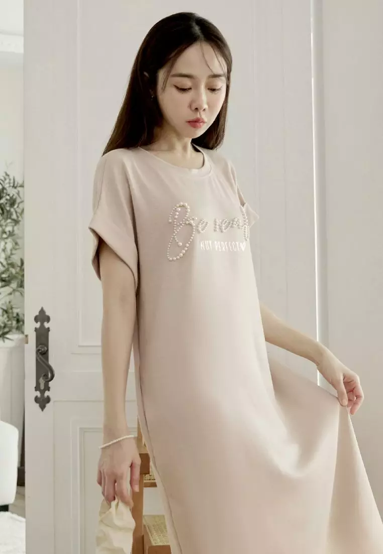 Buy OBSTYLE 3D Beaded Lettering Back-Slit T-Shirt Dress in Air Cotton ...