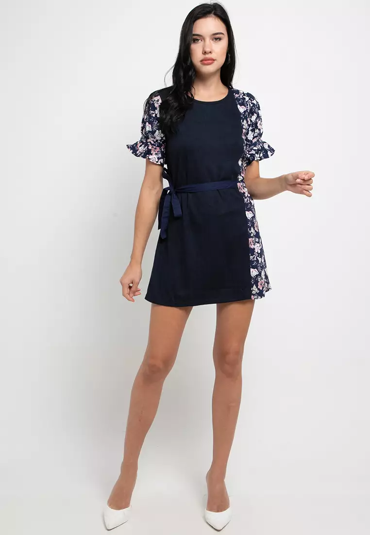 Jual X-EIGHT Fay Dresses Original 2026 | ZALORA Indonesia