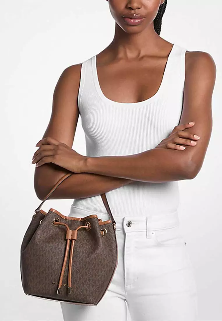 Buy Michael Kors Avery Medium Signature Logo Bucket Tote Bag 2025 Online | ZALORA