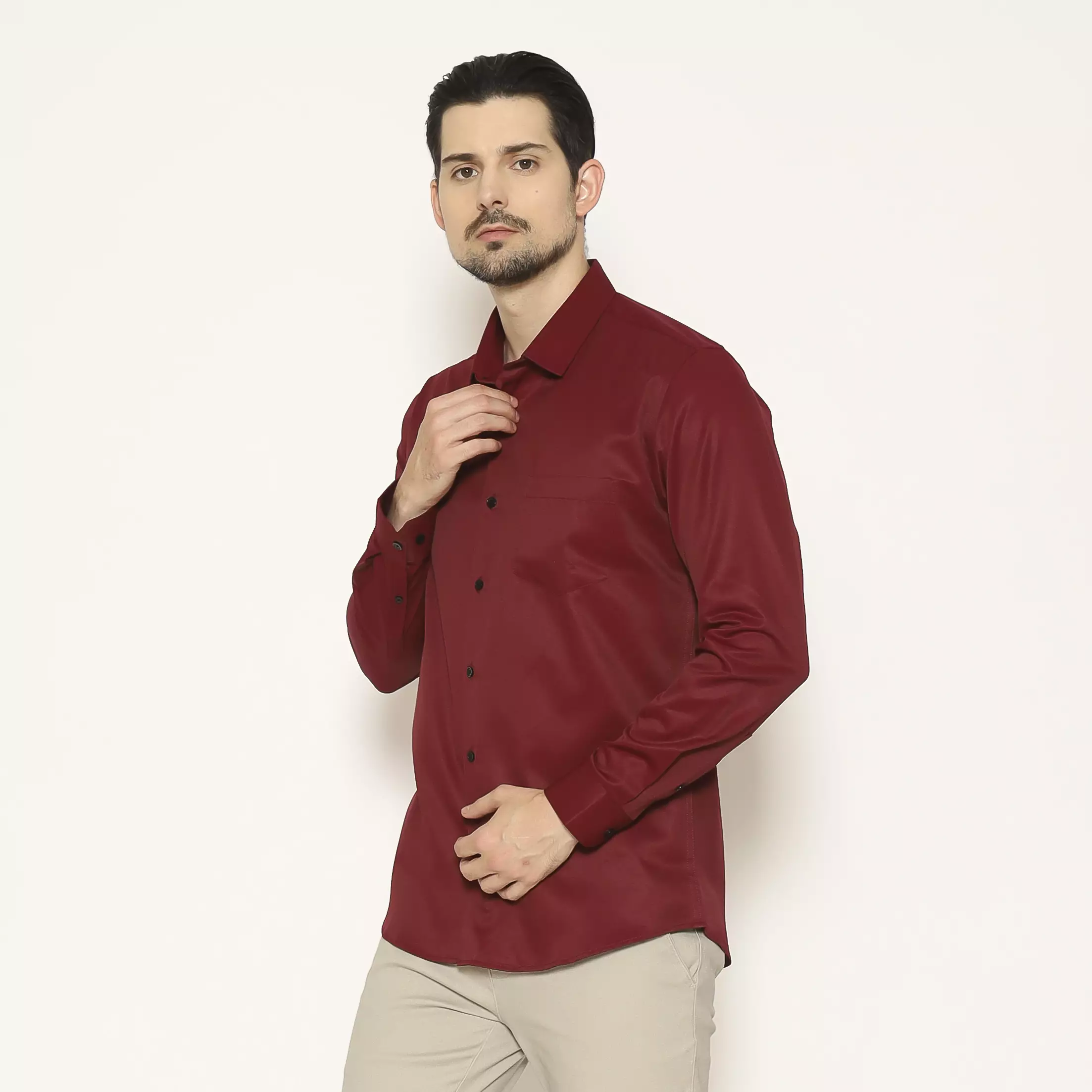 Jual Maginot MAGINOT Kemeja Pria Basic Polos Panjang MAROON Original 2025 | ZALORA Indonesia