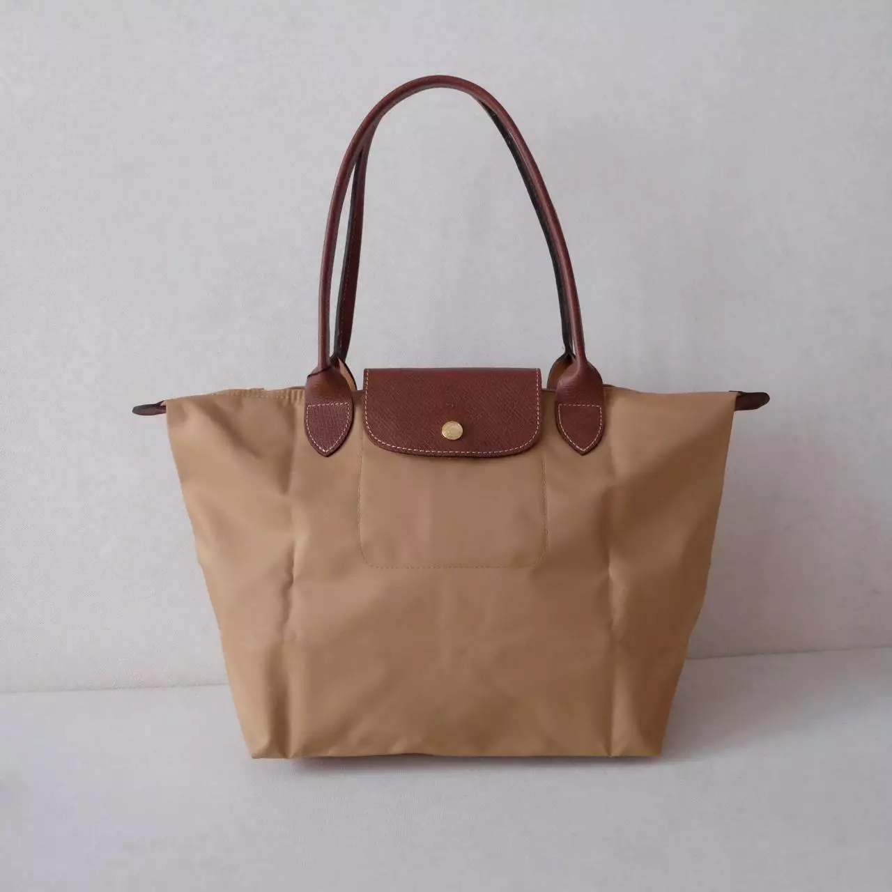 Jual LONGCHAMP Le Pliage Green Small Long Handle Chamois Original 2024 ...