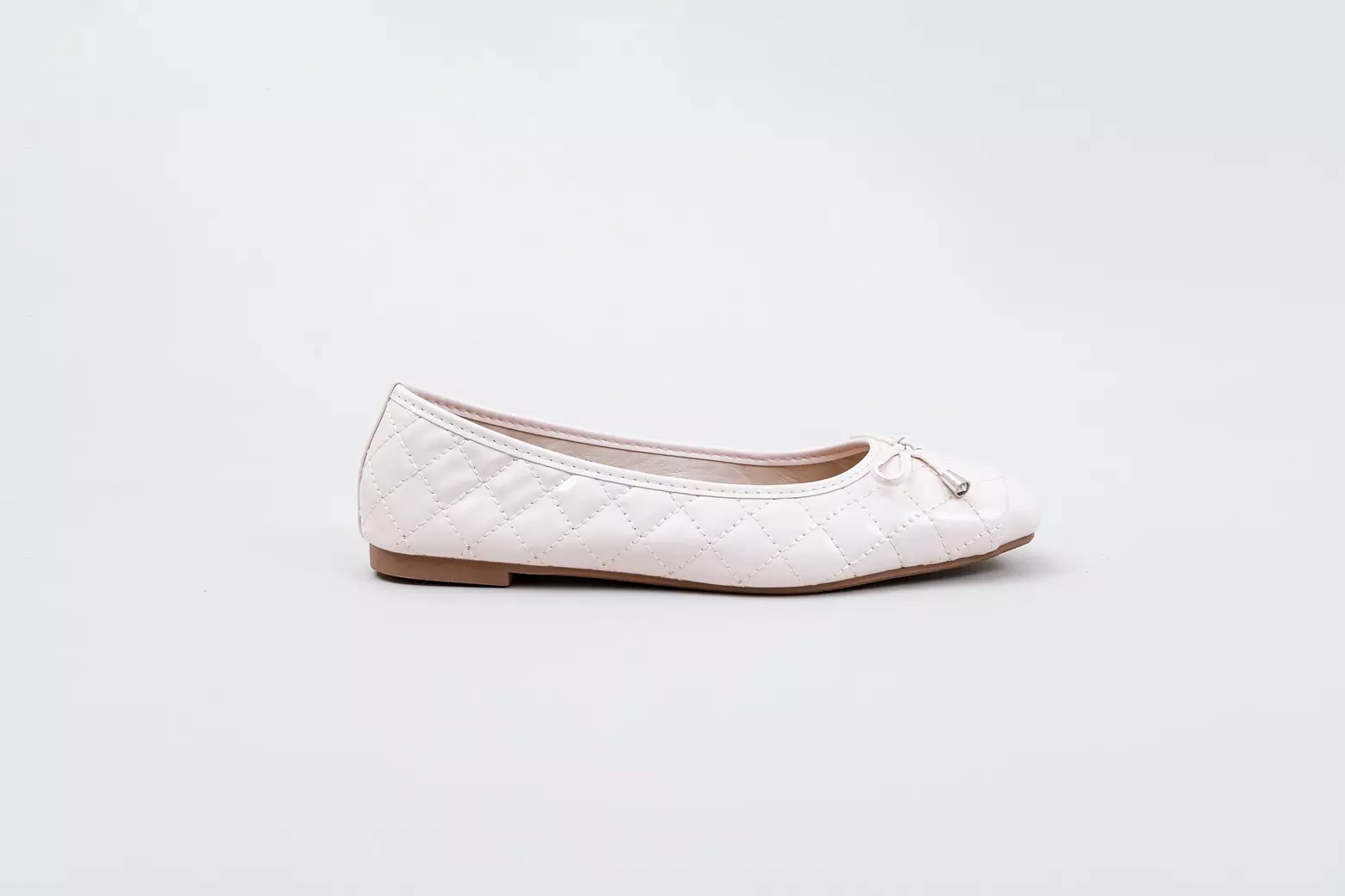 Jual The Little Things She Needs The Little Things She Needs - MIA ...
