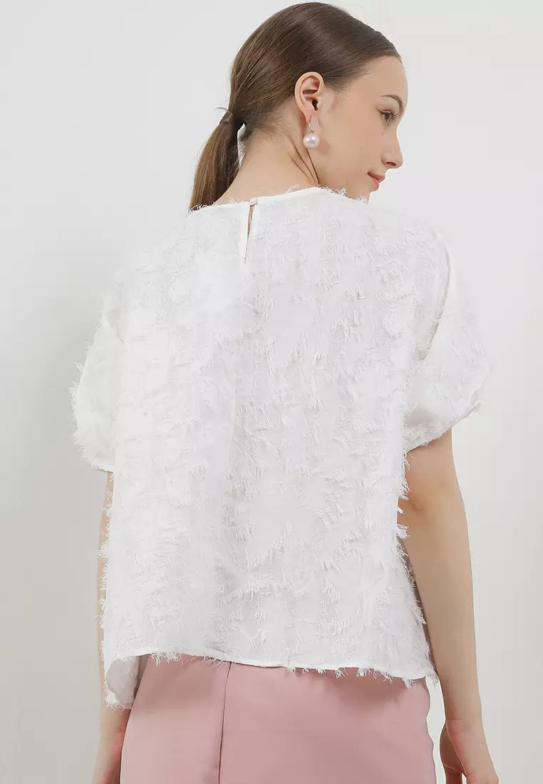 Jual Icons Puff Sleeves Furry Jacquard Blouse Original 2025 | ZALORA Indonesia