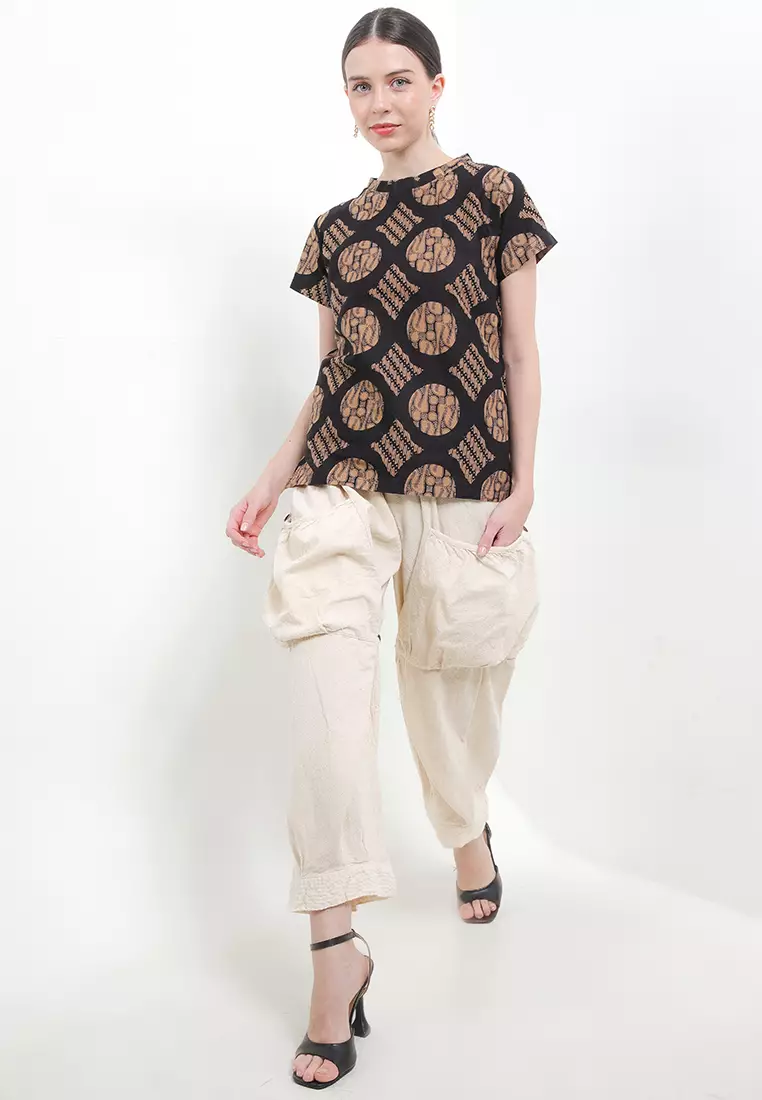 Jual Batik First Blouse Kupnat Turtle Cap-Slv Original 2026 | ZALORA ...