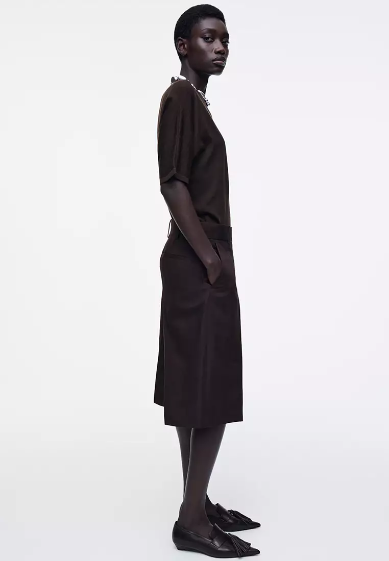 Buy COS Tailored Linen-Blend Longline Shorts 2025 Online | ZALORA ...
