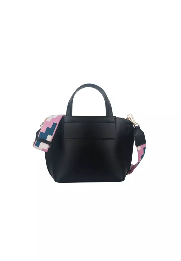Buy ELLE DAKOTA CARRY BAG 2025 Online | ZALORA