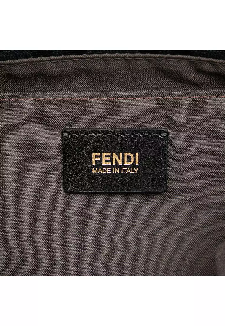 Buy Fendi Pre-Loved Fendi Zucca Canvas Chef Tote 2025 Online | ZALORA ...