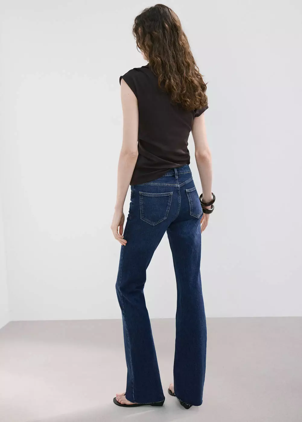 Jual Mango Jeans mid-rise flare Fiona Original 2025 | ZALORA Indonesia