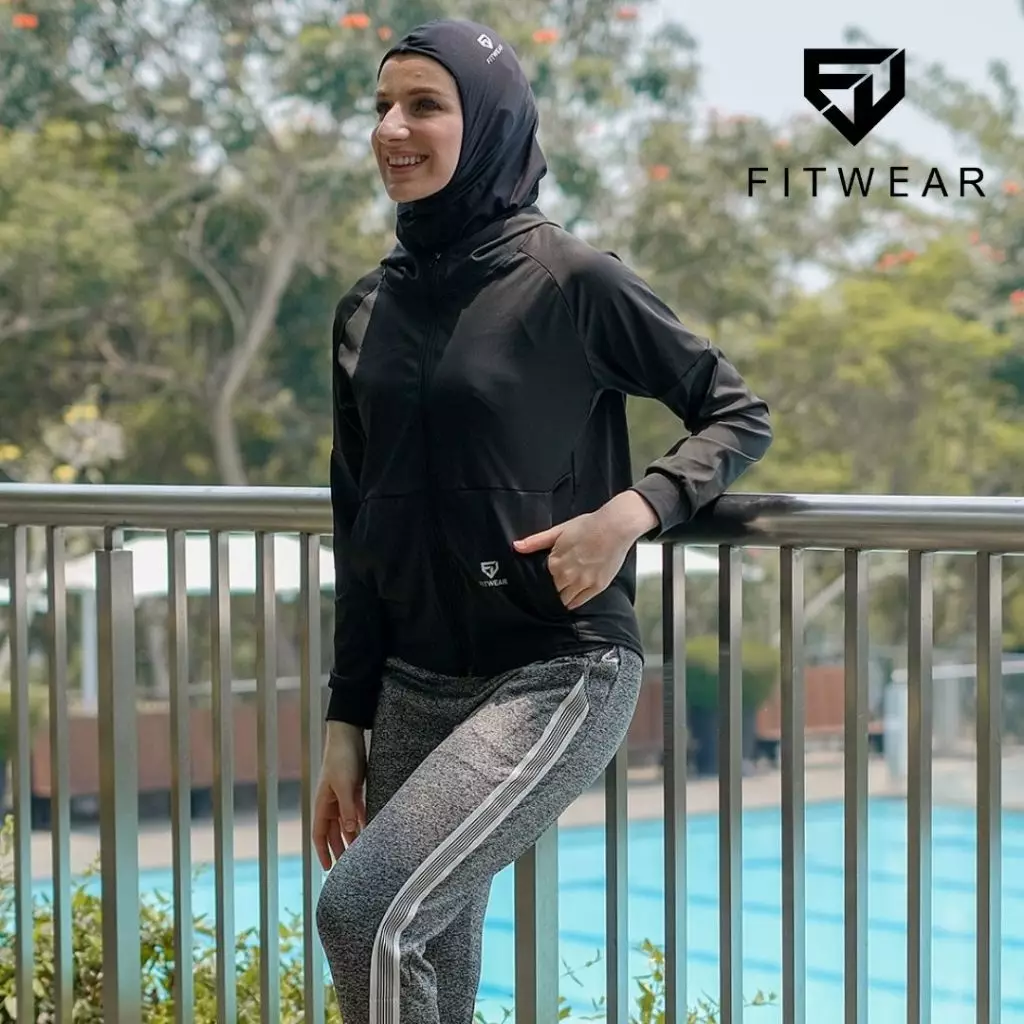 Jual FITWEAR Fitwear - Jaket / Jacket Olahraga Wanita ZEVIA OVERSIZE ...