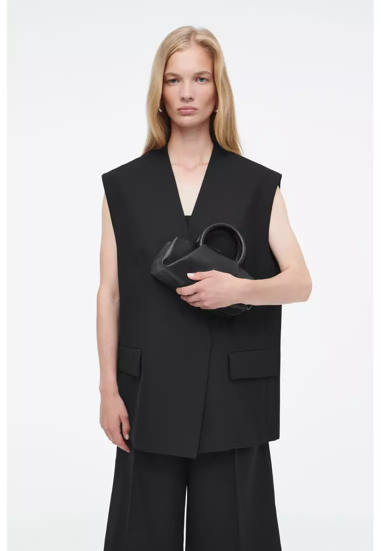 網上選購 COS FOLD MICRO TOTE BAG - LEATHER 2025 系列 | ZALORA香港