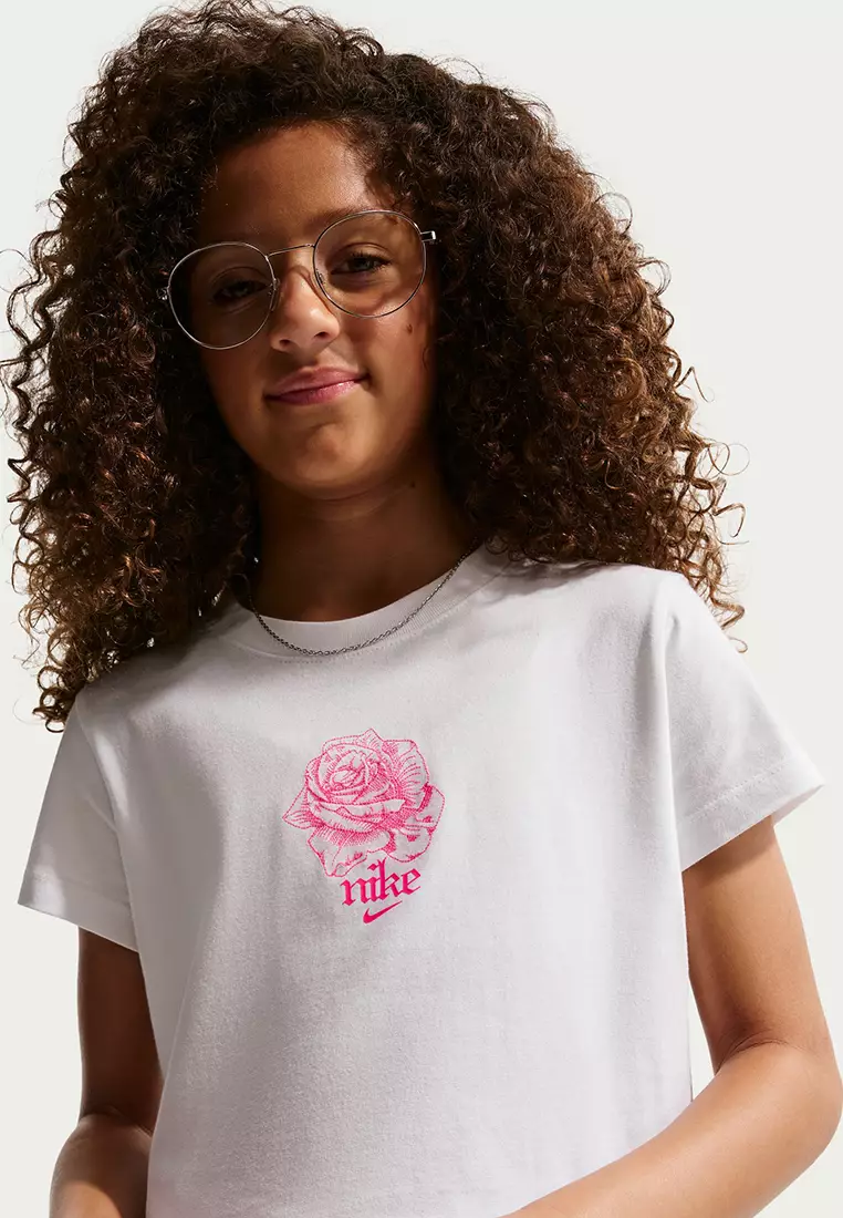 Buy Nike Sportswear Older Kids' Cropped T-Shirt 2026 Online | ZALORA ...