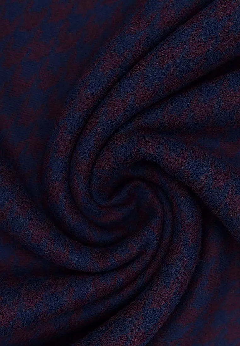 Buy Avva Mens Claret Red Pattern Shawl Scarf 2024 Online | ZALORA ...