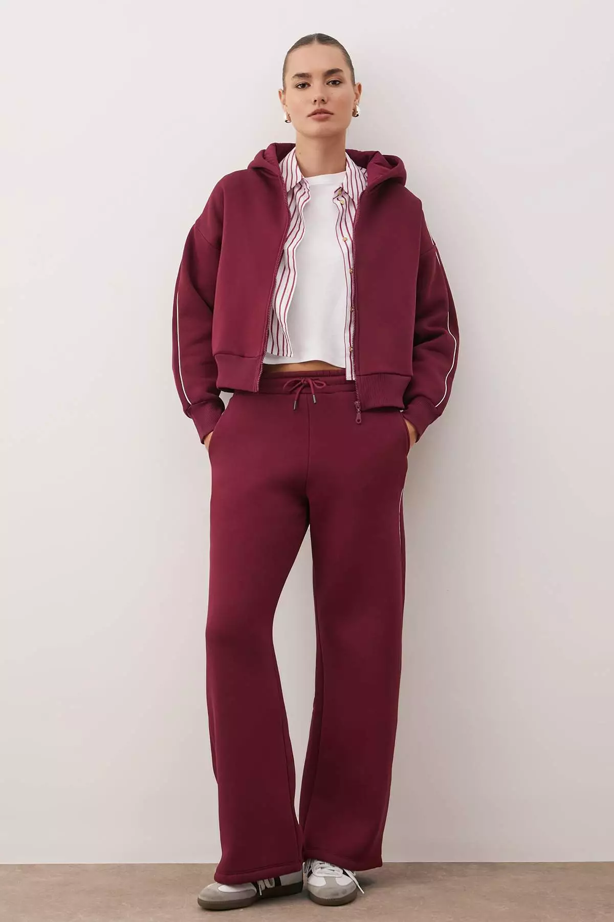 Buy Trendyol Burgundy Thick Ribbed Zippered Hooded Oversize/Wide Cut ...