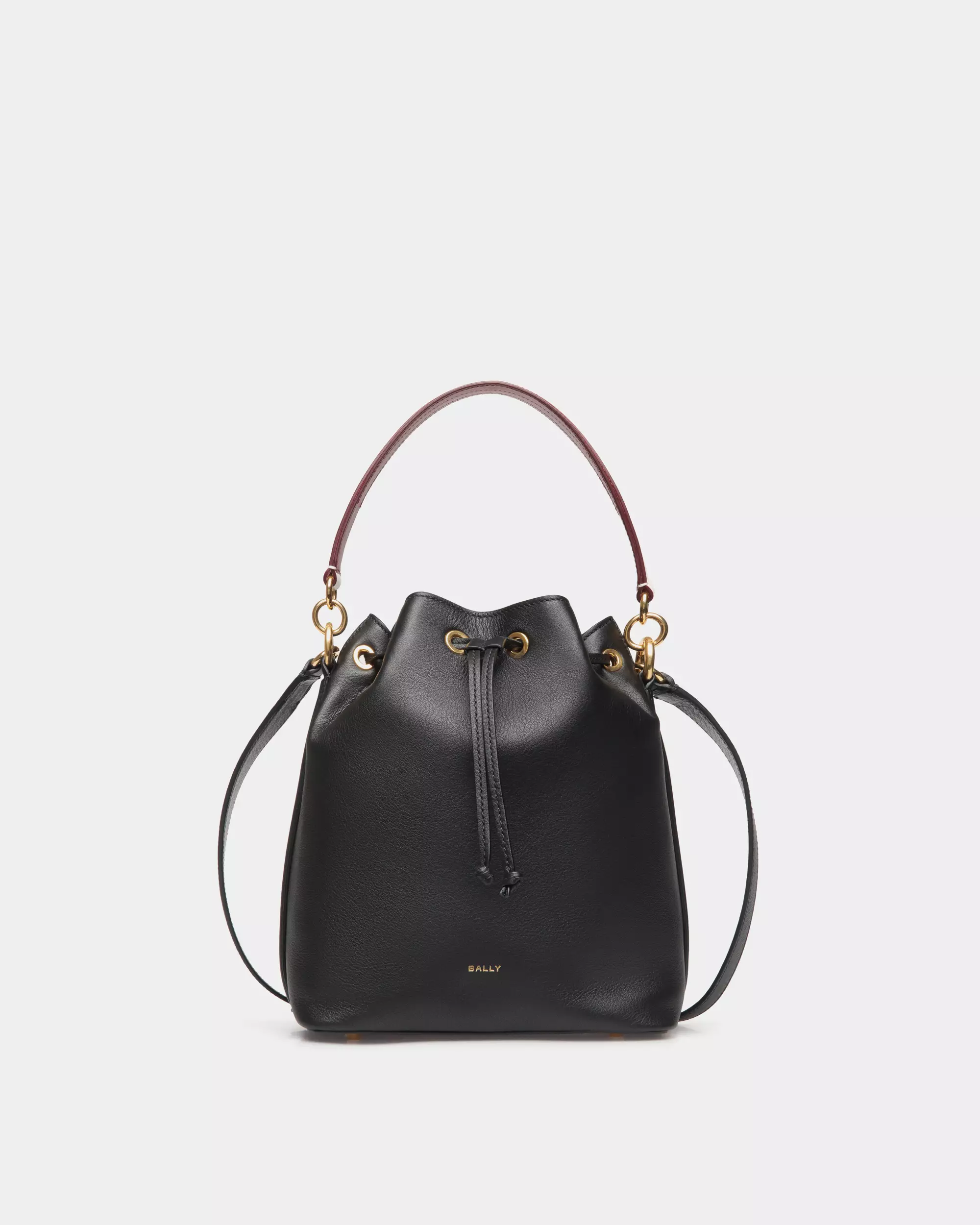 Jual BALLY Bally Code Bucket Grained Leather Bag - Black Original 2025 | ZALORA Indonesia