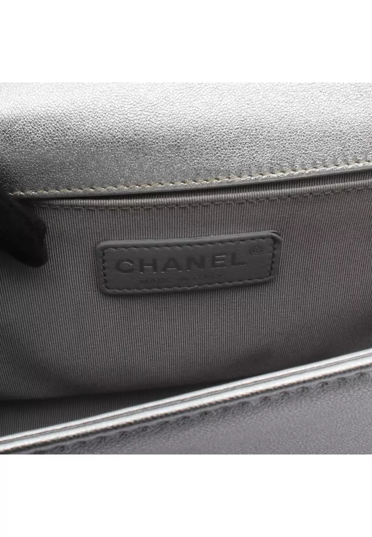 Buy Chanel Pre-Loved Chanel boy chanel chain shoulder bag leather ...