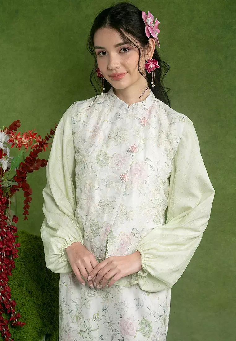 Buy Lubna Hana Kurung Modern Embroidered Set 2026 Online | ZALORA