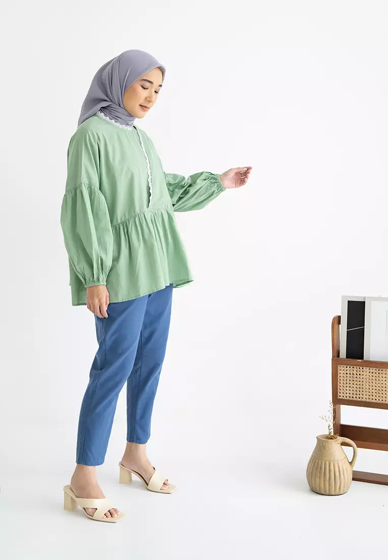 Jual Syaline Hijab BLOUSE WANITA JAYCE BLOUSE GREEN Original 2025 | ZALORA Indonesia