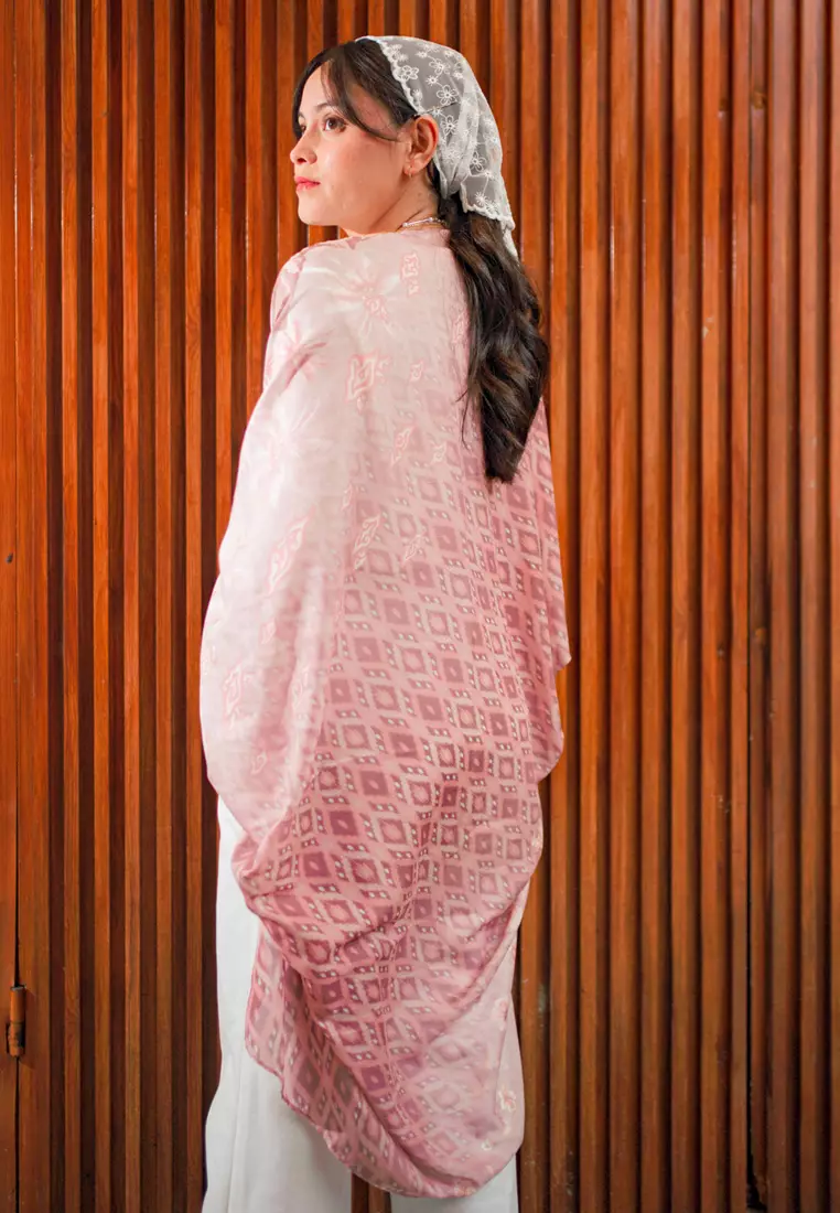 Jual Hadinata Batik Hadinata Batik Wanita Outer Scarft Maizza Original 2025 | ZALORA Indonesia