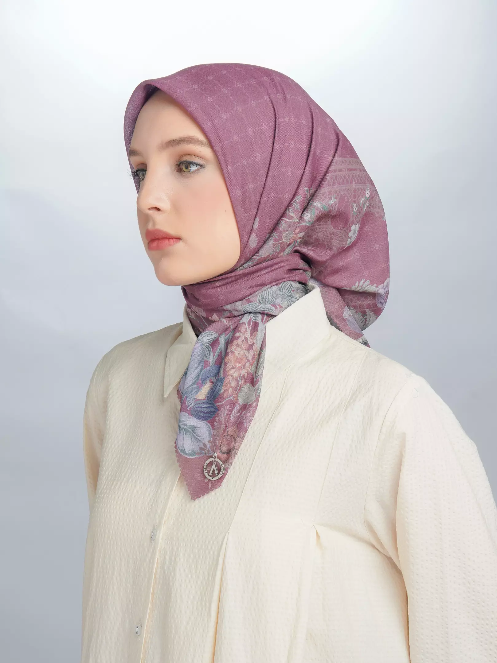 Jual Aleza Aleza - Orlee scarves Burgundy Original 2024 | ZALORA ...